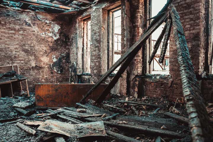 How to Get Rid of the Smoke Smell in Your House After a Fire | SERVPRO